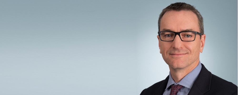 Mitral valve mimics body mechanics